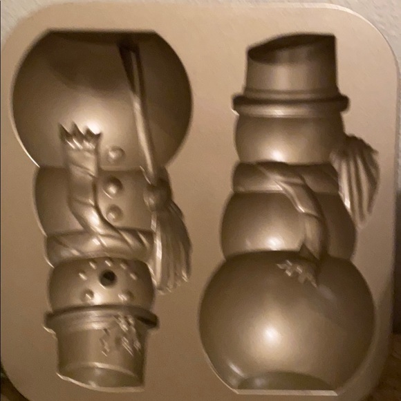 Nordic Ware | Kitchen | Nordic Ware 3 D Snowman Cake Pan | Poshmark